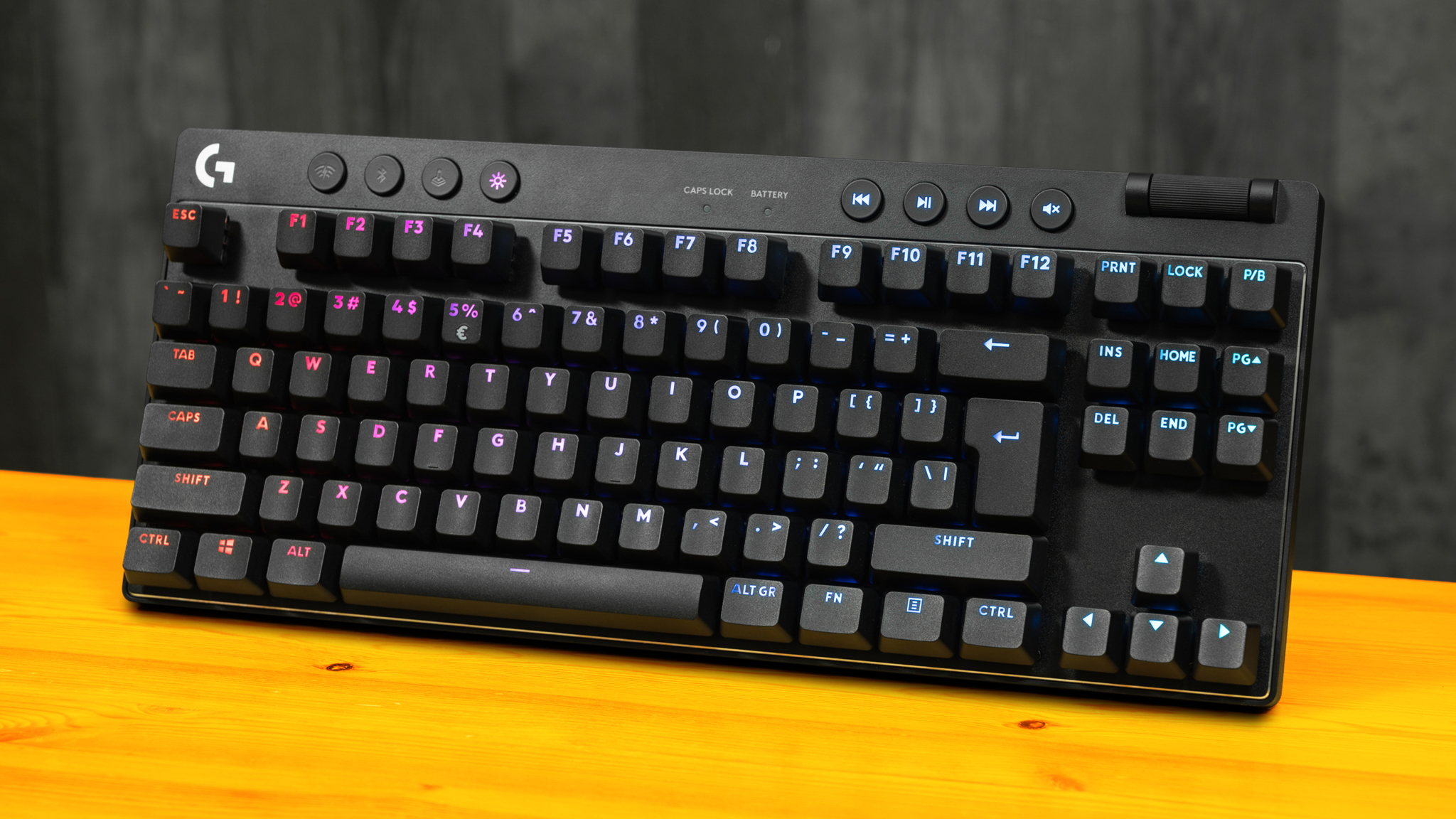 Review: Logitech G Pro X TKL - Nul innovatie, wel draadloos | Toms Tech